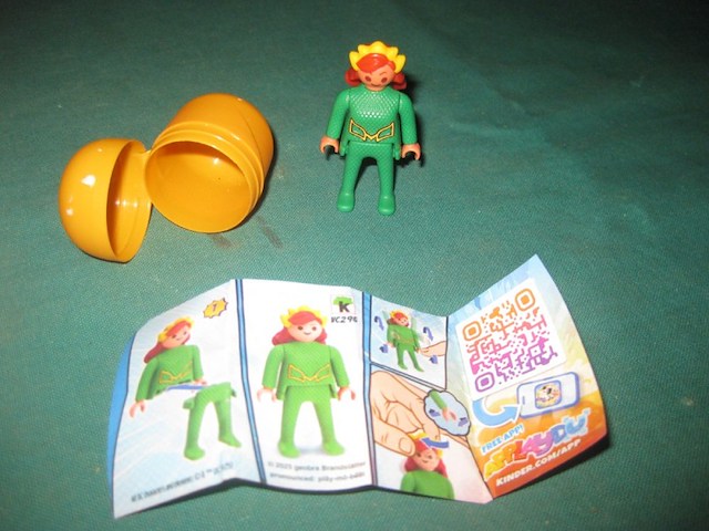 Kinder Surprise - DC Playmobil (2025) Queen Mera