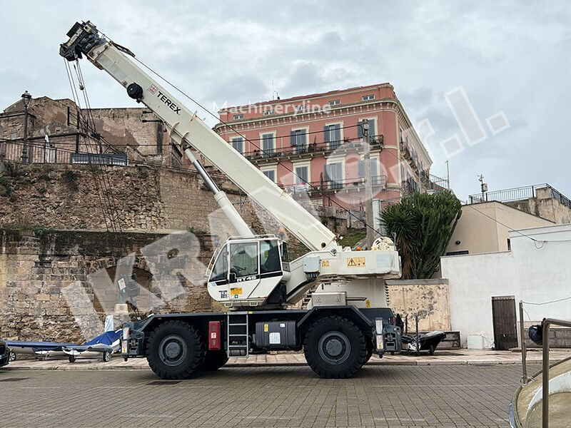 Terex RT45 dizalica za sve terene