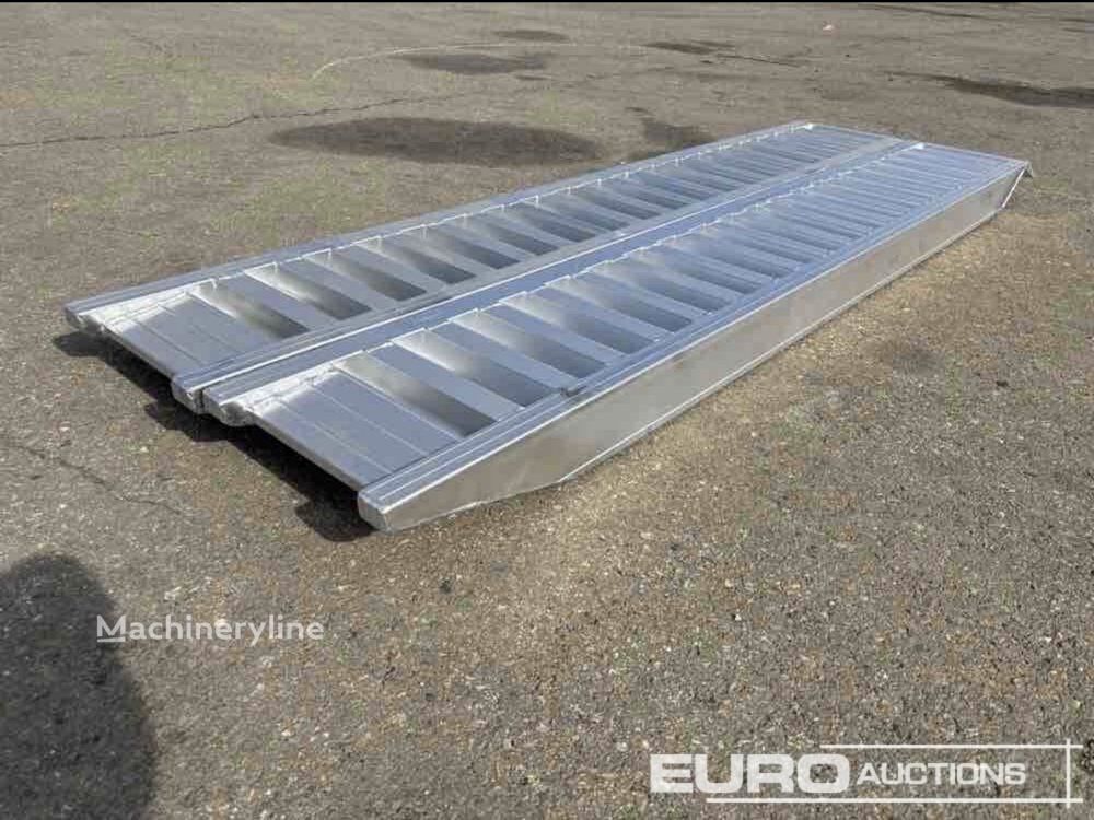 Prodaje se SET of Aluminium Ramps, 250cm, 6,000kg kašiku za prednje utovarivač na aukciji