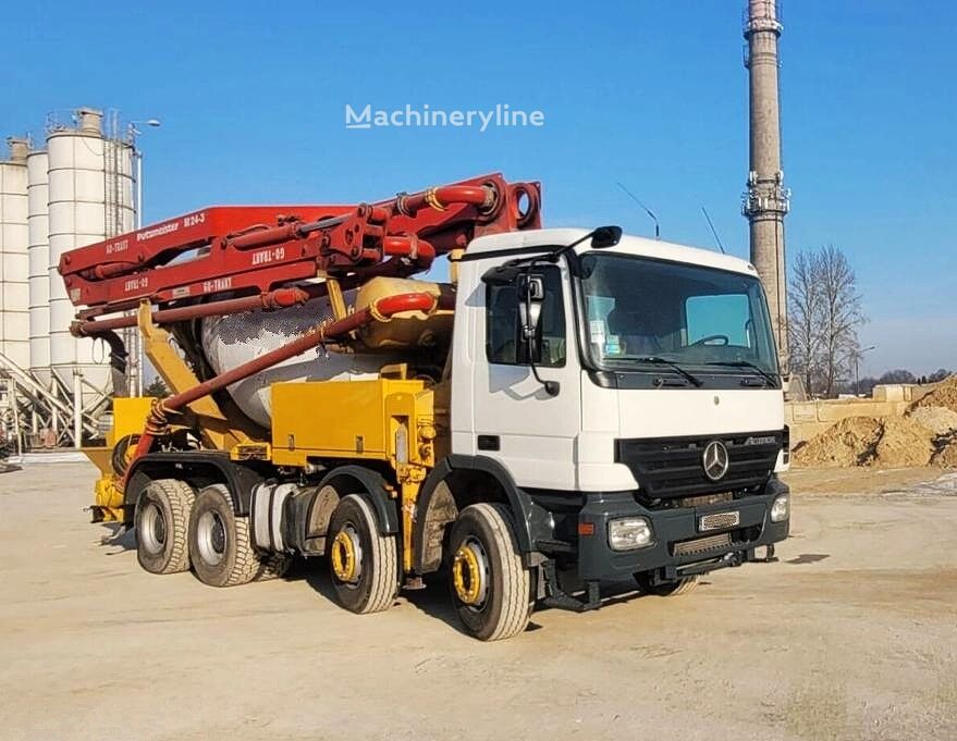 Putzmeister M24-3 na šasiji Mercedes-Benz ACTROS 4141B kamion s mešalicom za beton