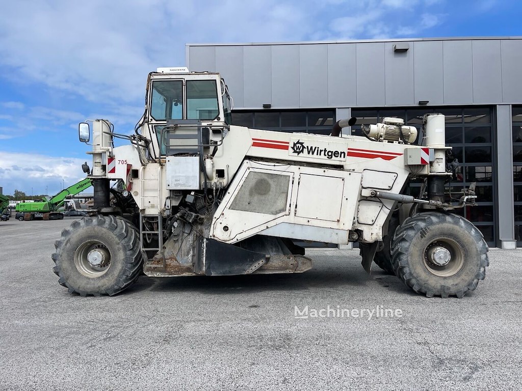 Wirtgen WR2500 stabilizator tla