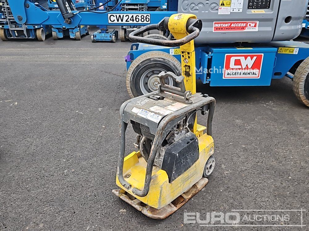 Prodaje se Wacker Neuson DPU2540H vibro ploču na aukciji