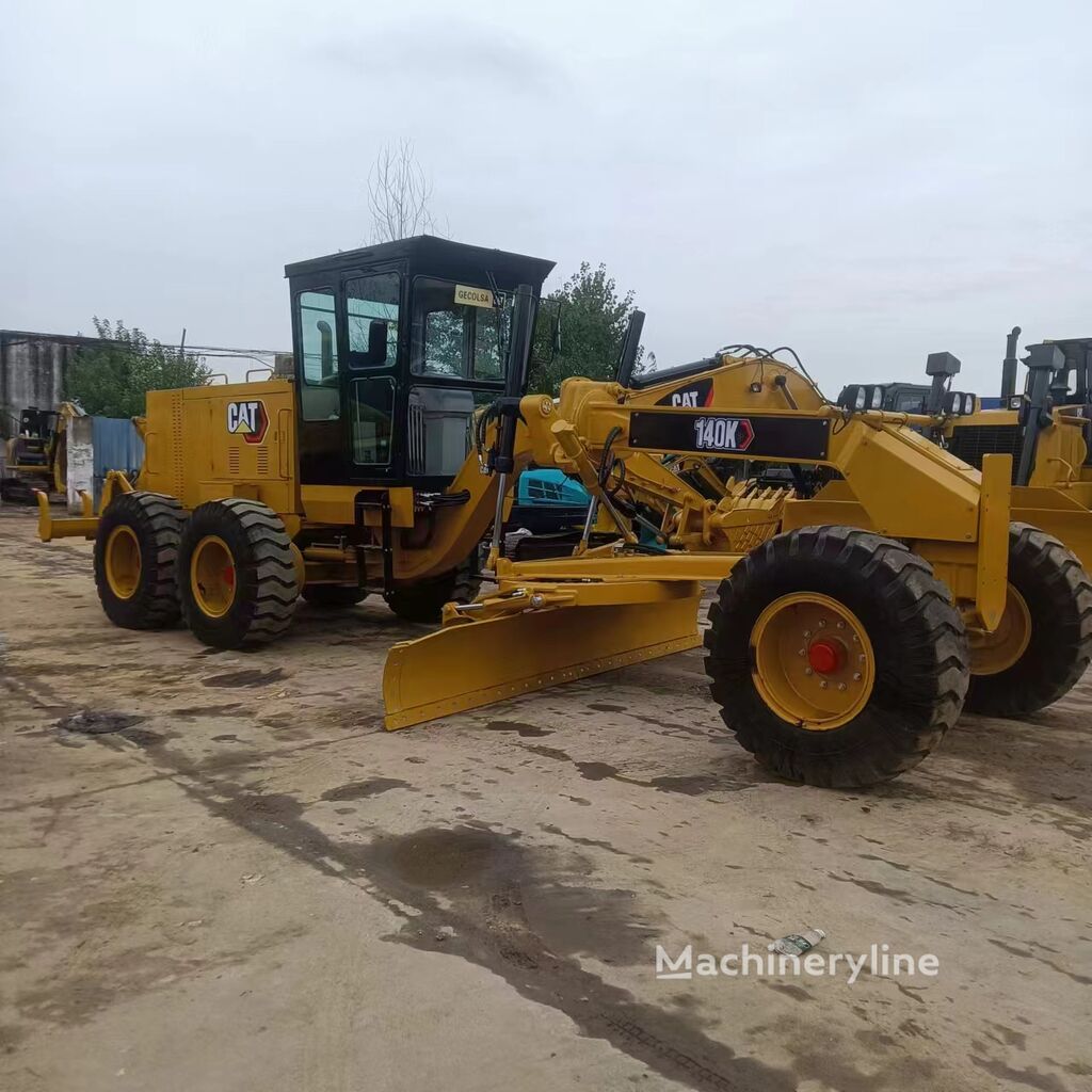 Caterpillar 140K grejder