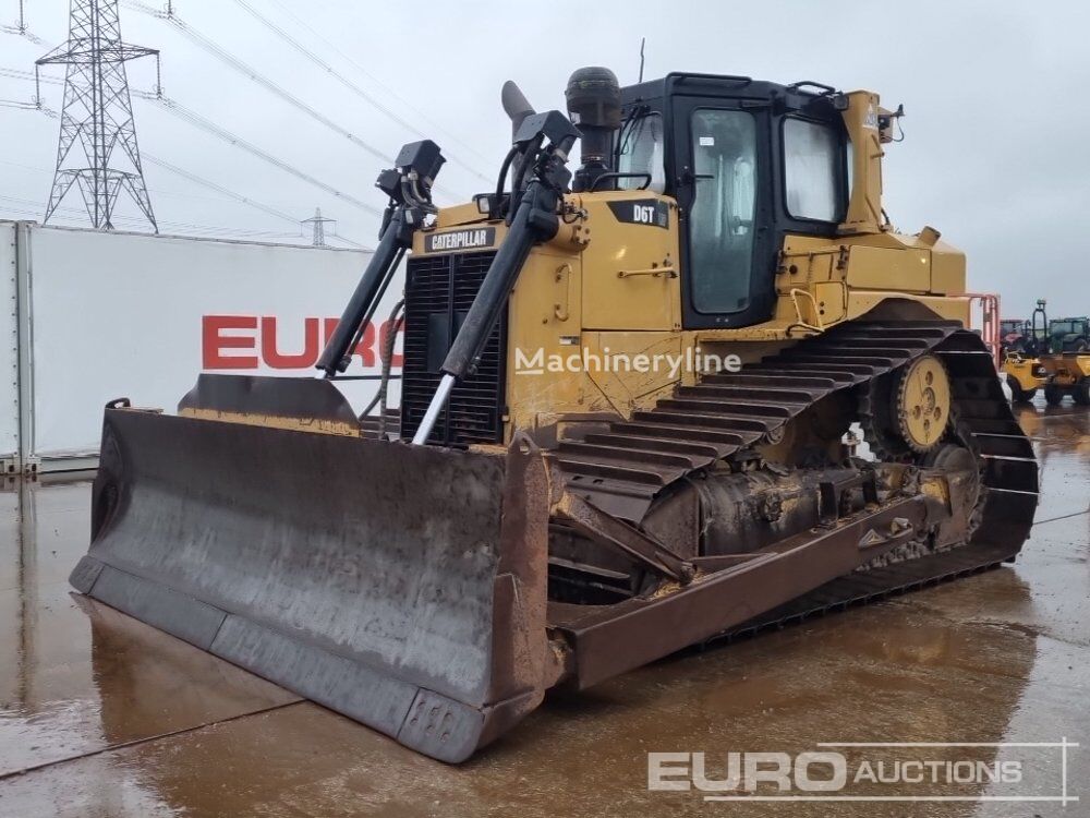 Prodaje se Caterpillar D6TLGP buldožer na aukciji