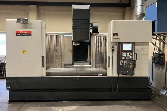Mazak VTC 300C-II obradni centar