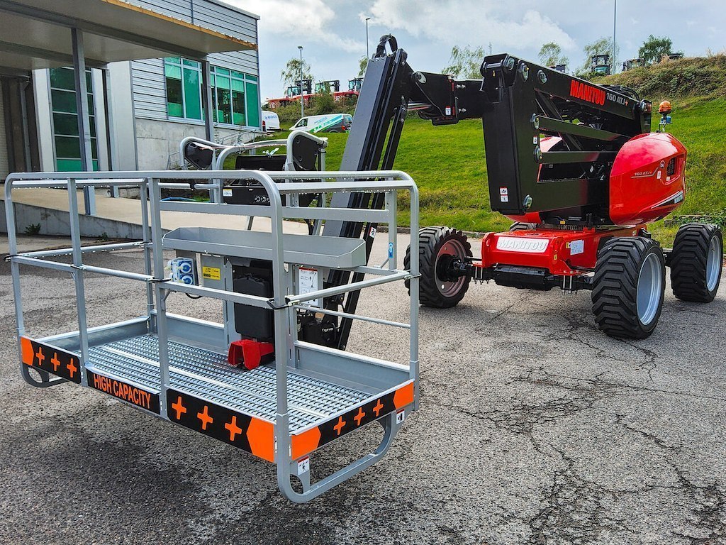 Manitou 160 ATJ Plus hidraulična zglobna platforma