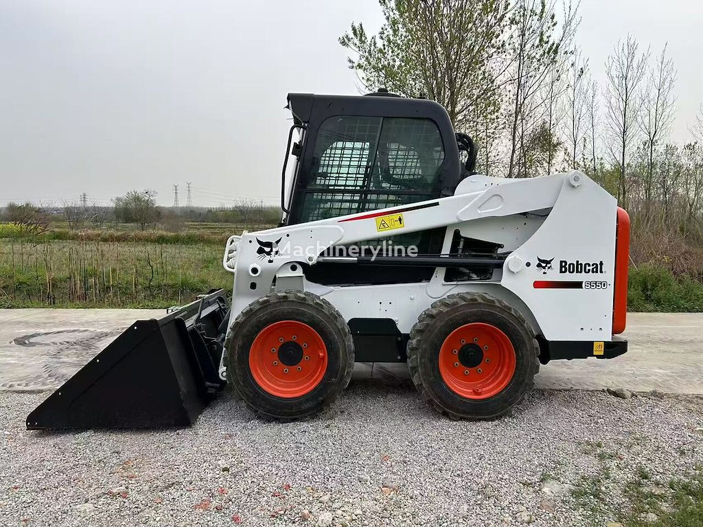 Bobcat S550 mini utovarivač