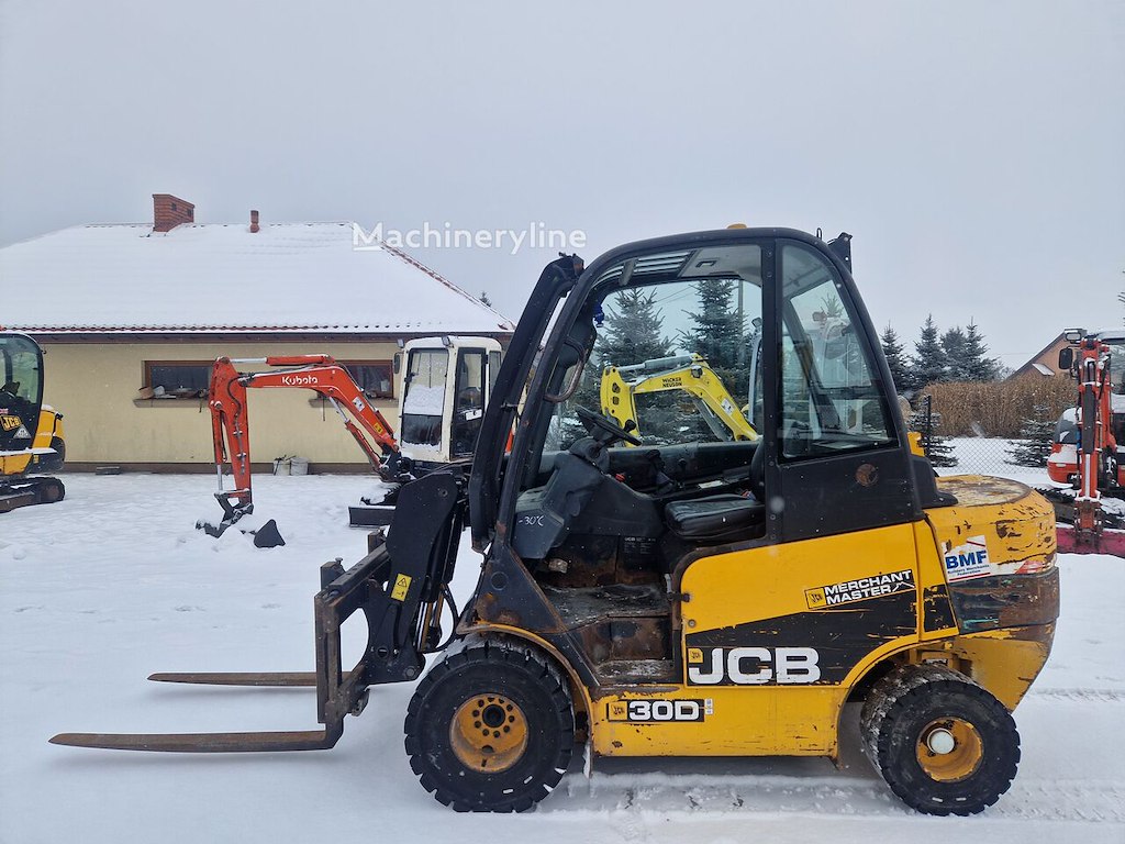 JCB TLT 30D 2015r teleskopowy 3tonowy teleskopski utovarivač