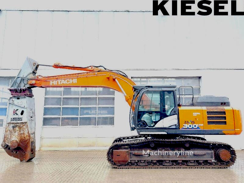 Hitachi ZX300LCN-6 +Demarec DXS-50 bager guseničar
