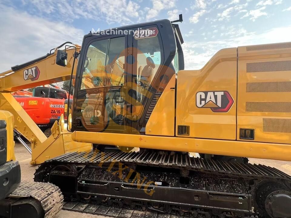 Caterpillar 320DGC bager guseničar