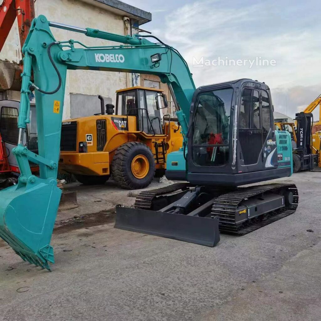 Kobelco SK75-8 bager guseničar