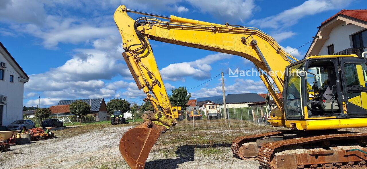 Komatsu PC 210 bager guseničar