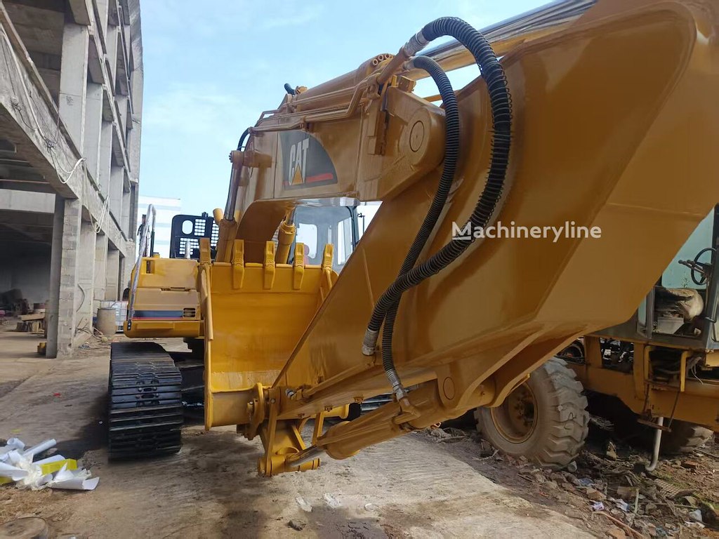 Caterpillar 320BL bager guseničar