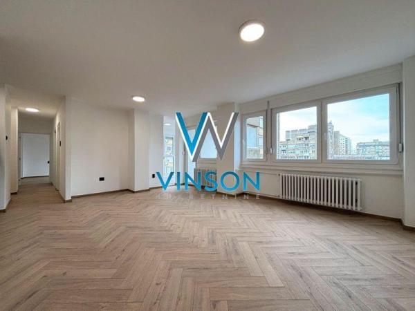 Braće Jovandić, Trosoban stan na prodaju, 73m2, 206.000€