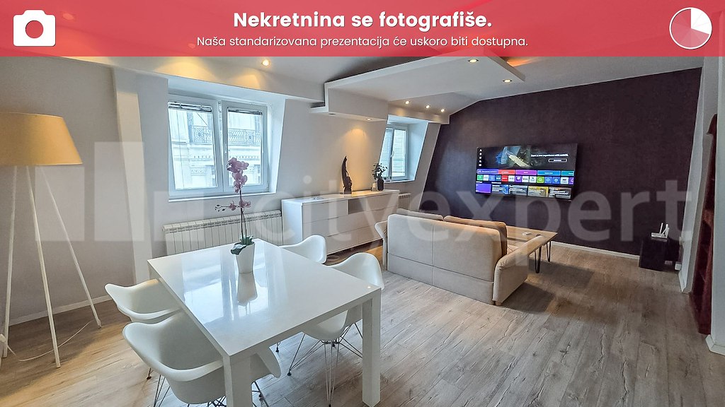 Kuća za prodaju BEZ PROVIZIJE - Petosoban i veći, 230m², Mladenovačka, Grocka - 550000€