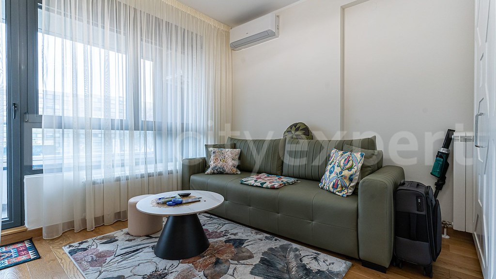 Stan za izdavanje BEZ PROVIZIJE: Garsonjera, 28m², Vojvode Stepe, Voždovac - 450€