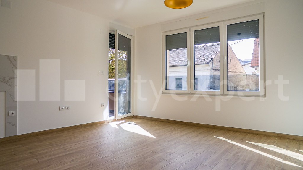 Poslovni prostor za izdavanje BEZ PROVIZIJE: Ostalo, 55m², Šilerova, Zemun - 500€