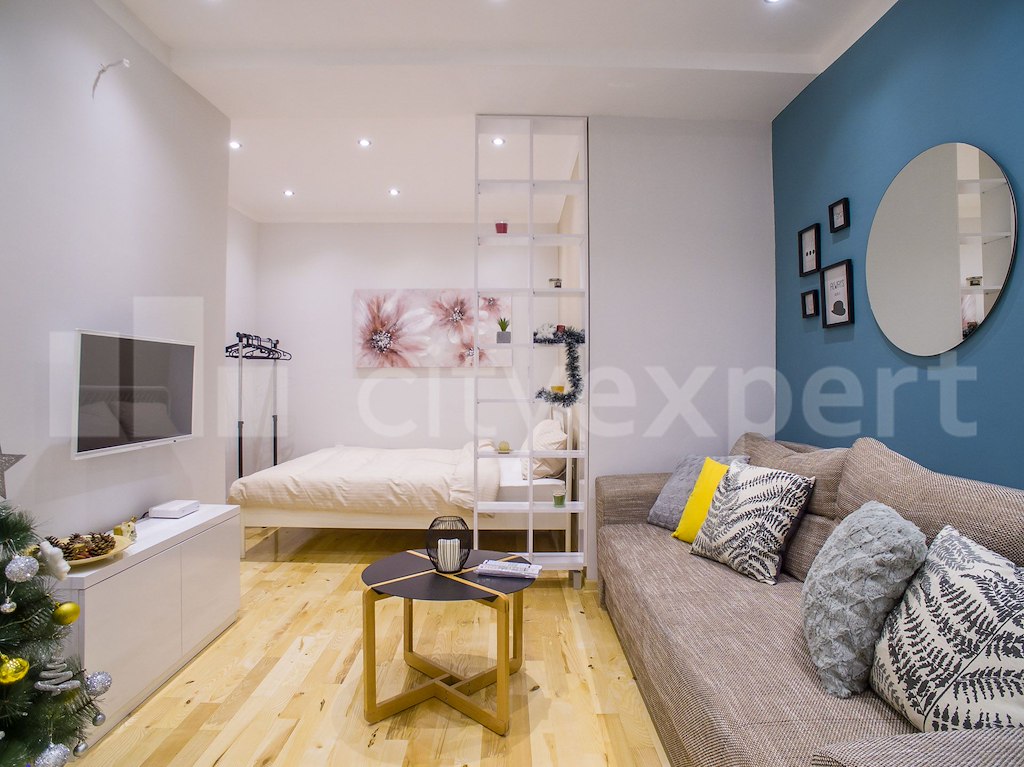 Stan za izdavanje BEZ PROVIZIJE: Garsonjera, 33m², Kapetan Mišina, Stari grad - 650€