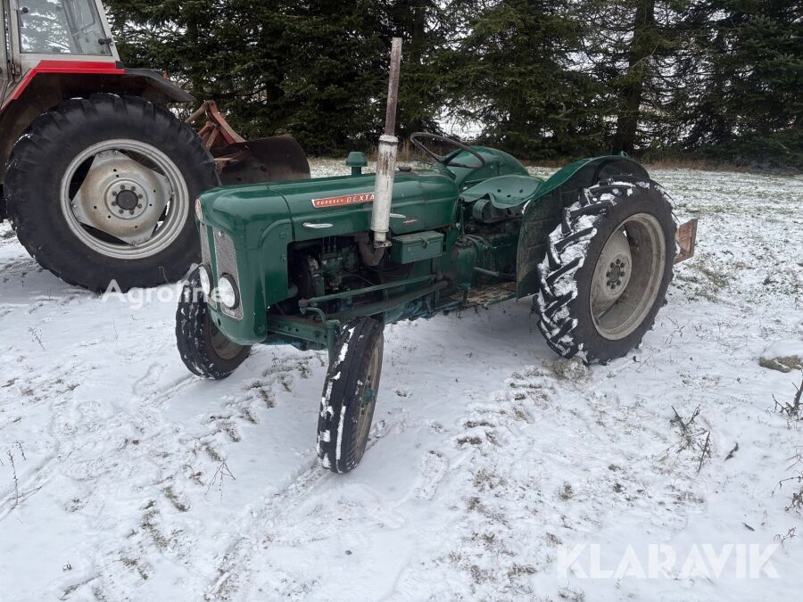 Prodaje se Fordson Dexta traktor točkaš na aukciji