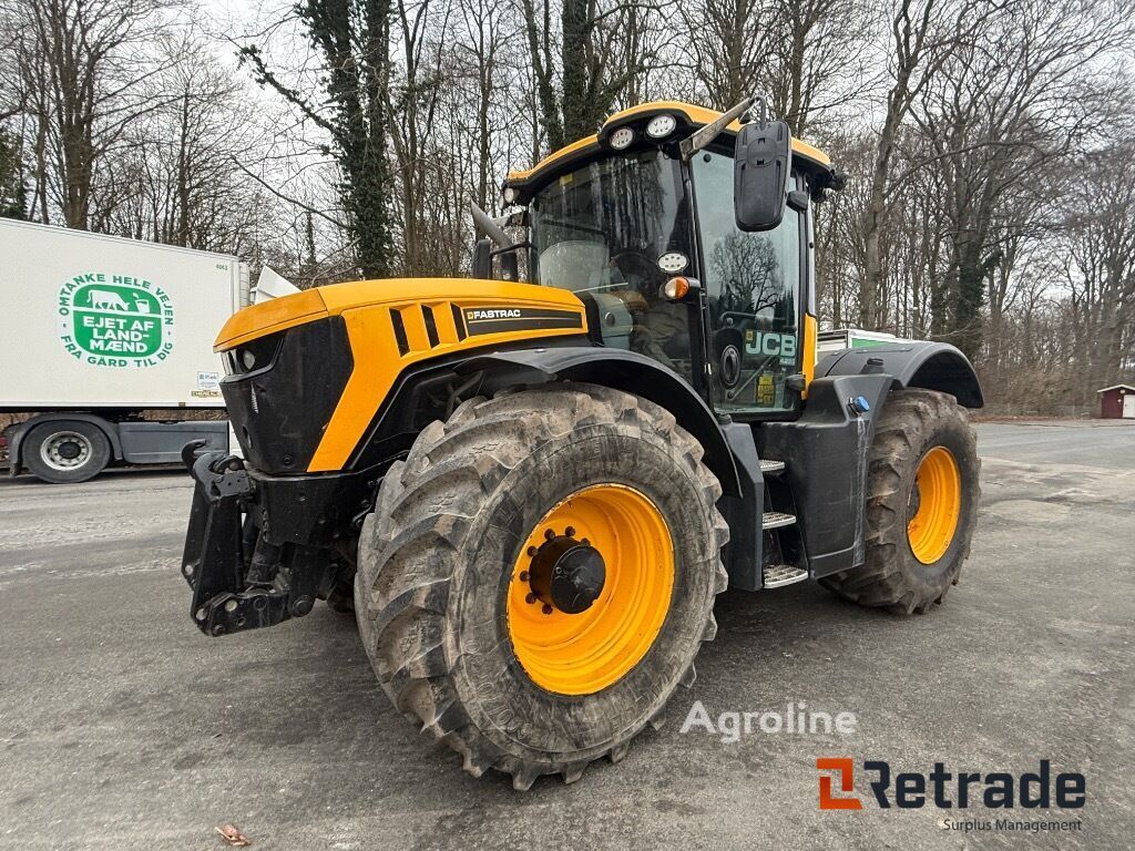 Prodaje se JCB Fastrac 4220 traktor točkaš na aukciji