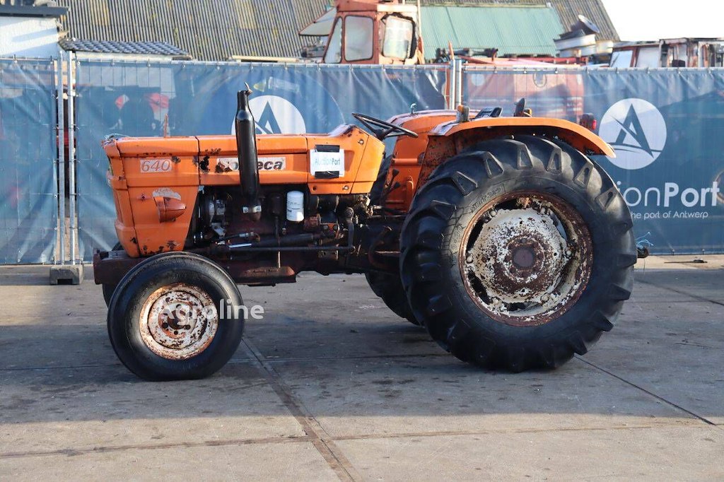 Prodaje se Fiat Someca 640 traktor točkaš na aukciji