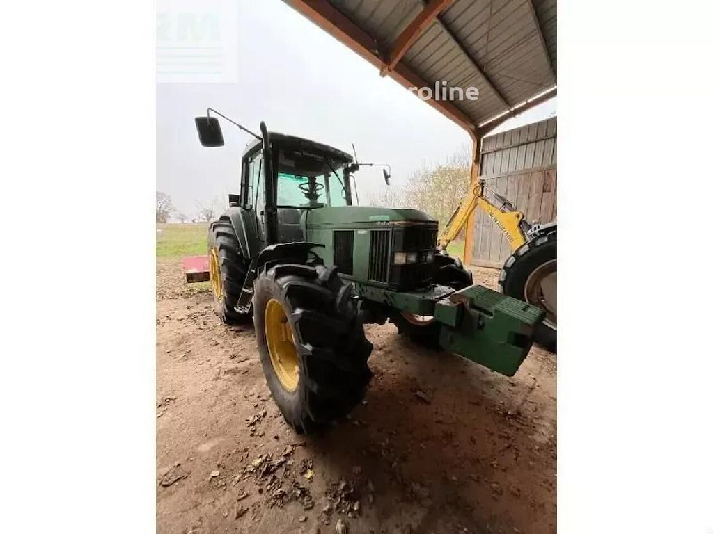 John Deere 6800 traktor točkaš