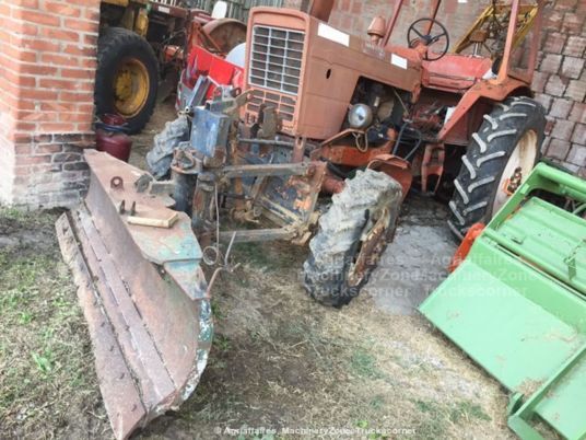 Belarus MTZ 52 traktor točkaš