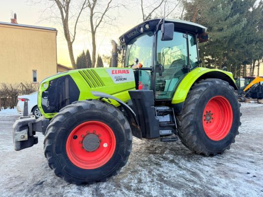 Claas ARION 620 CEBIS traktor točkaš