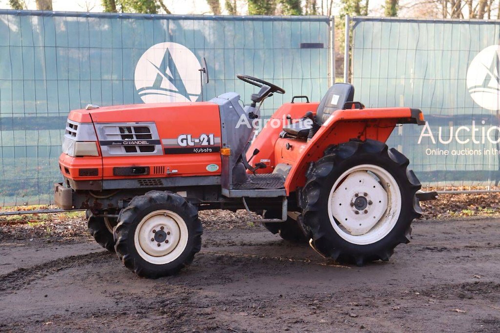 Prodaje se Kubota GL-21 traktor točkaš na aukciji