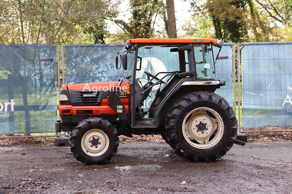Prodaje se Kubota GL281 traktor točkaš na aukciji