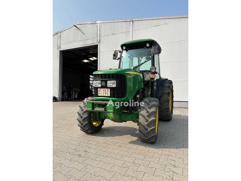 Prodaje se John Deere 5080GF traktor točkaš na aukciji