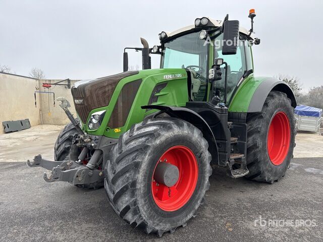 Prodaje se Fendt 826 Vario Profi Plus traktor točkaš na aukciji
