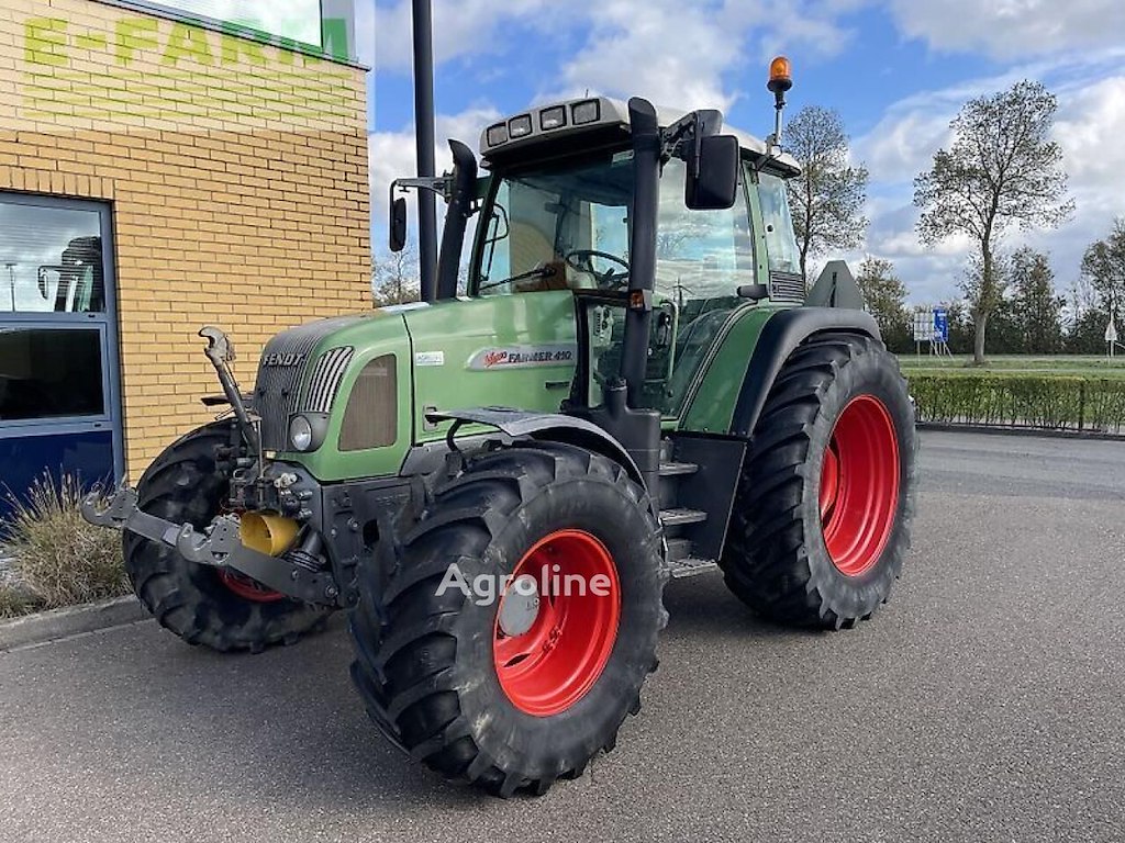 Fendt 410 com1 traktor točkaš