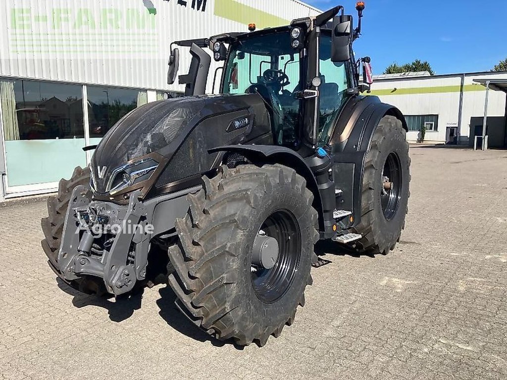 Valtra q245 (gewährleistungsverlängerung 12.2026) traktor točkaš