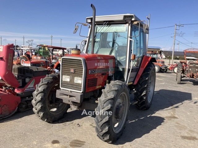Massey Ferguson TRACTOR(Massey Ferguson) traktor točkaš