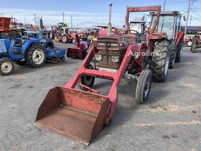 Massey Ferguson TRACTOR(Massey Ferguson) traktor točkaš