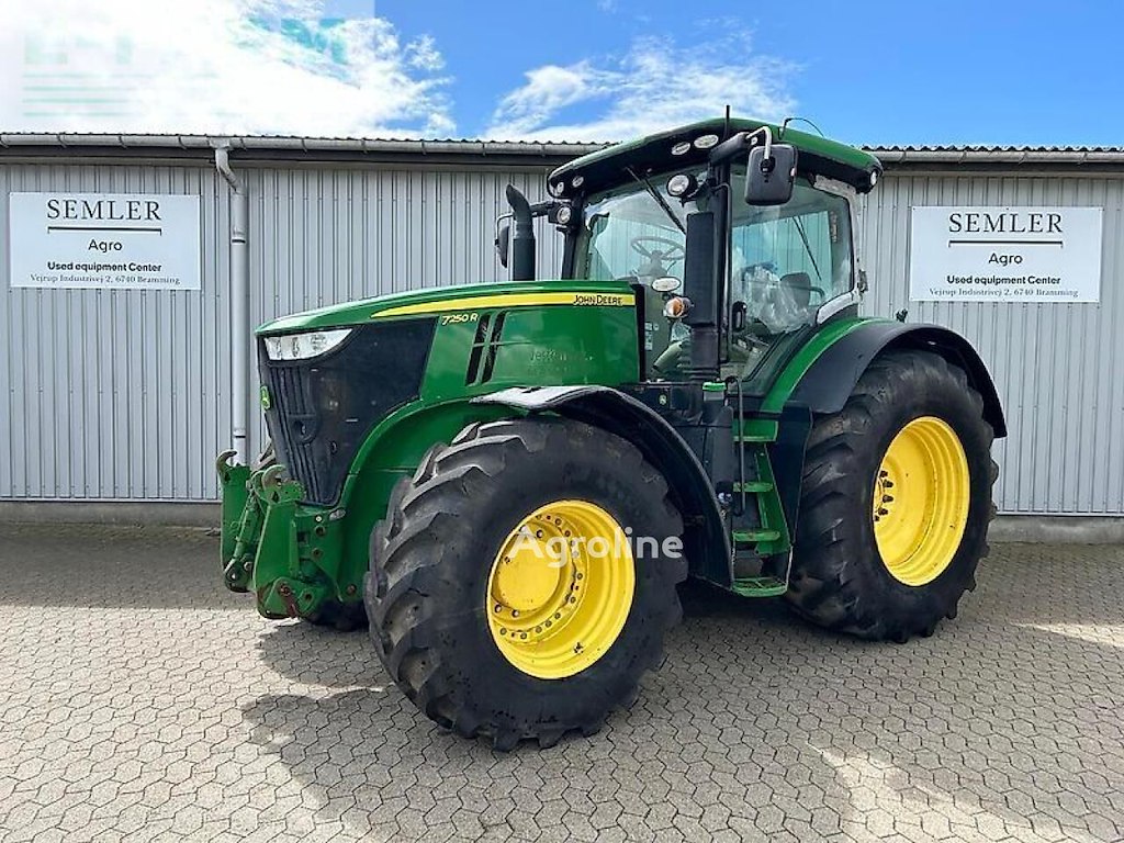John Deere 7250r traktor točkaš