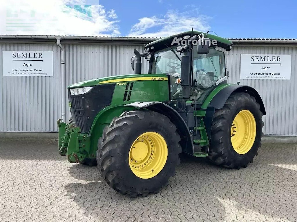 John Deere 7250r traktor točkaš