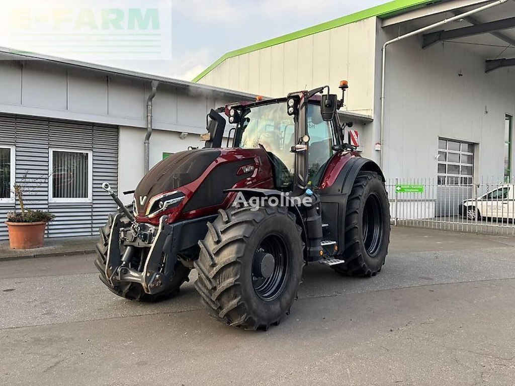 Valtra q245 traktor točkaš