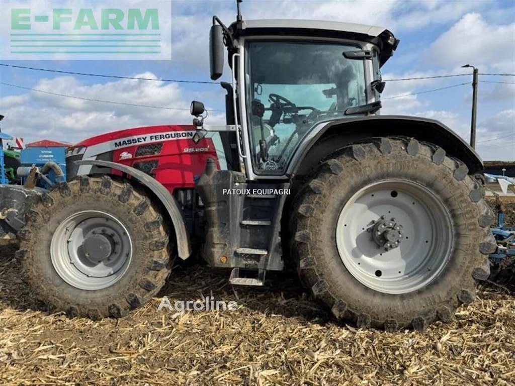 Massey Ferguson 8s205 traktor točkaš