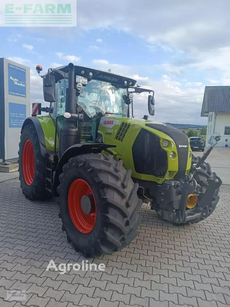 Claas arion 660 cmatic traktor točkaš