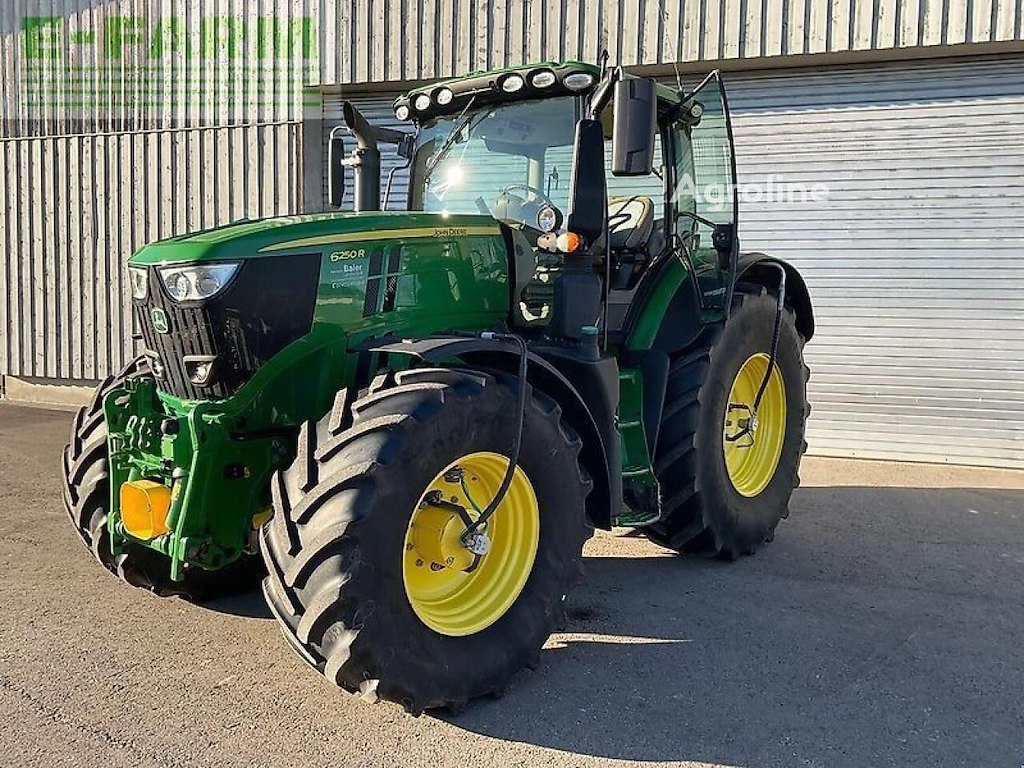 John Deere 6250r traktor točkaš
