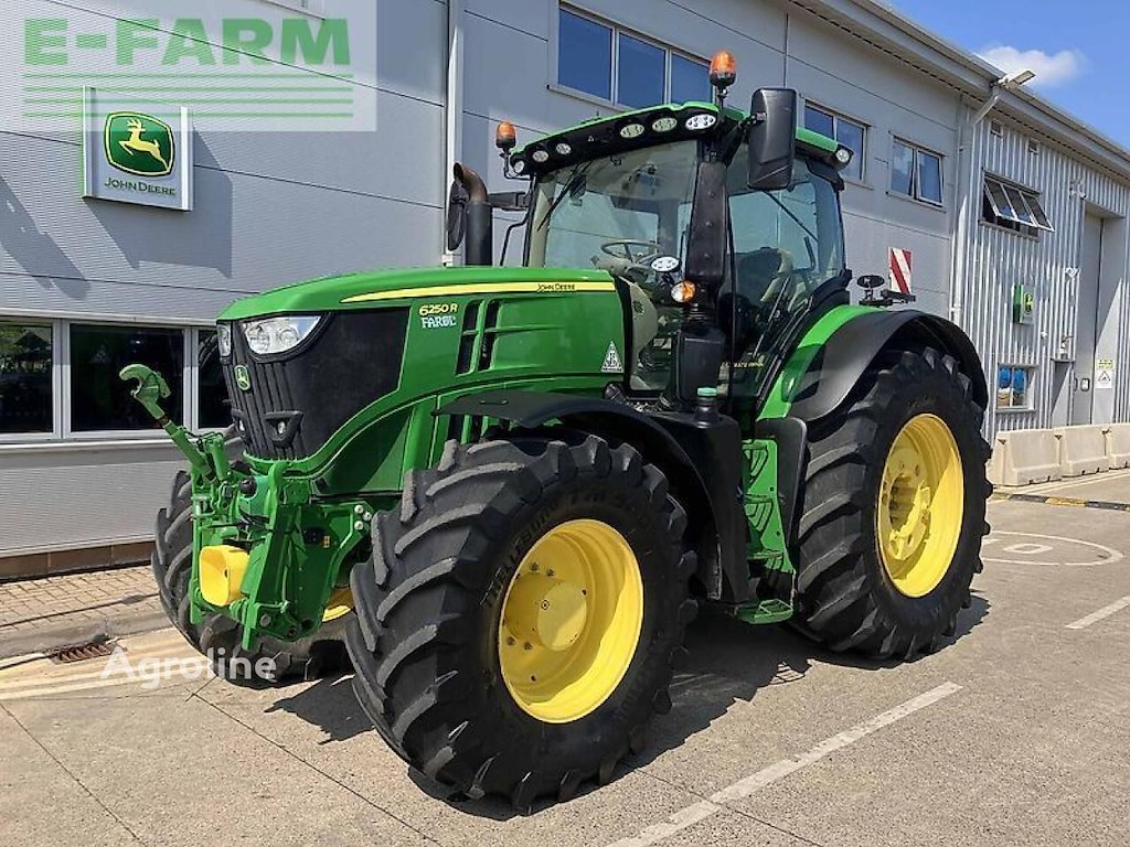 John Deere 6250r traktor točkaš