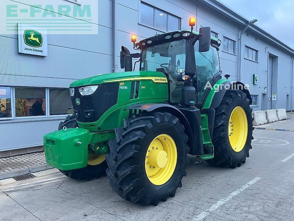 John Deere 6r 250 traktor točkaš
