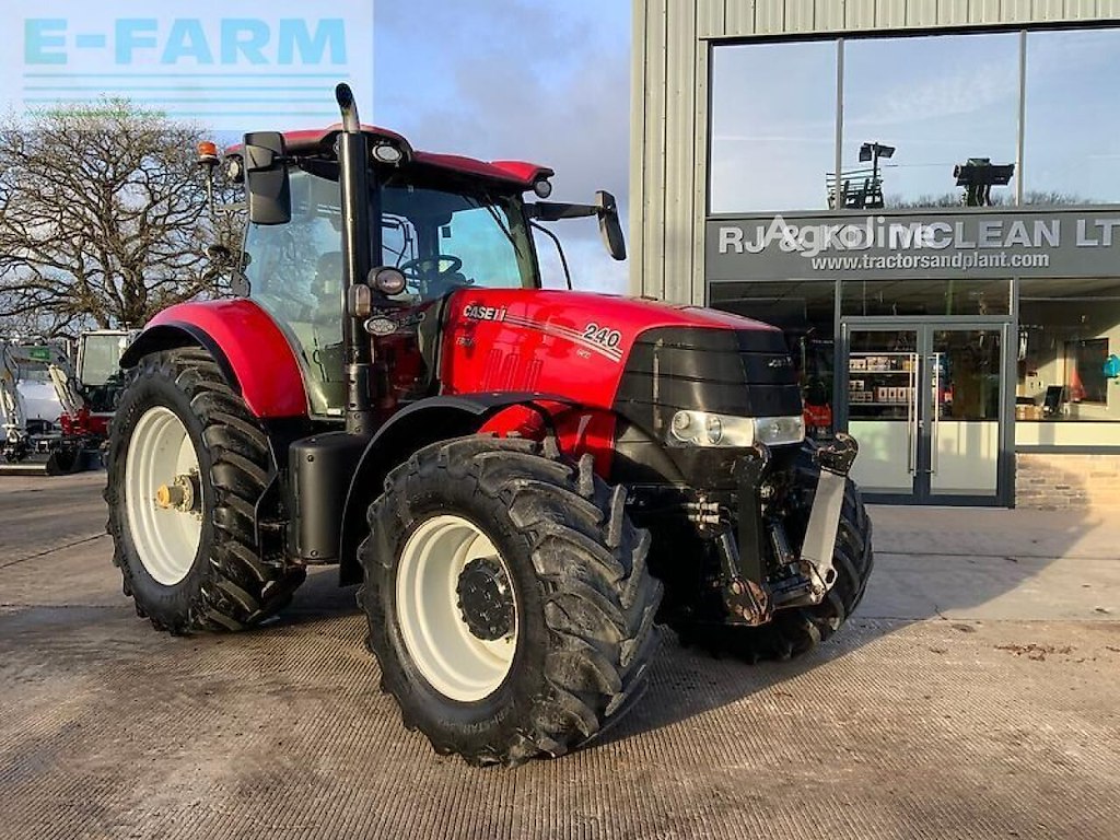 Case IH puma 240 cvx tractor (st25359) CVX traktor točkaš