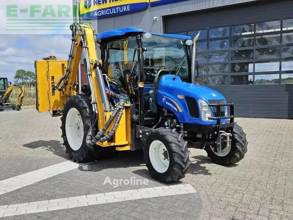 New Holland boomer 3050 met bos maaiarm traktor točkaš