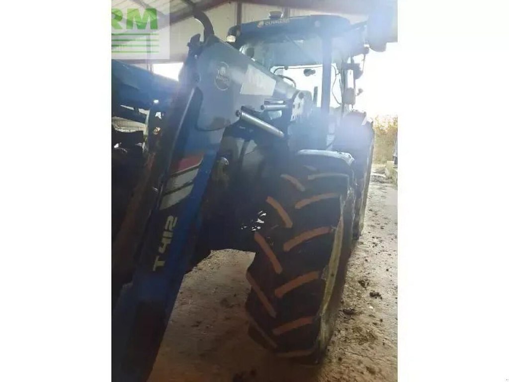 New Holland t6-175e traktor točkaš