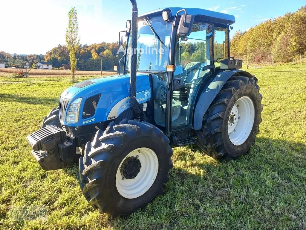 New Holland tn-d 70 a D traktor točkaš