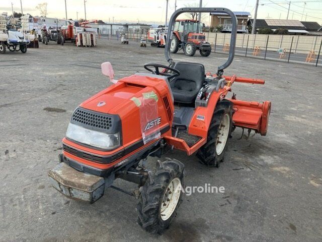 Kubota TRACTOR(Kubota) mototraktor