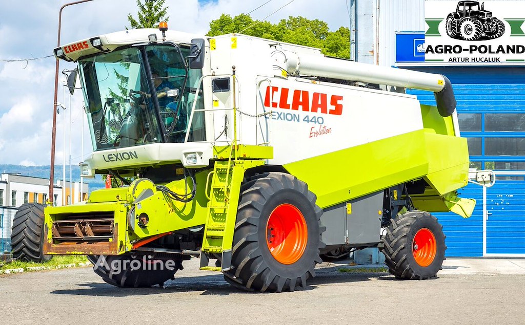 Claas LEXION 440 kombajn za žito